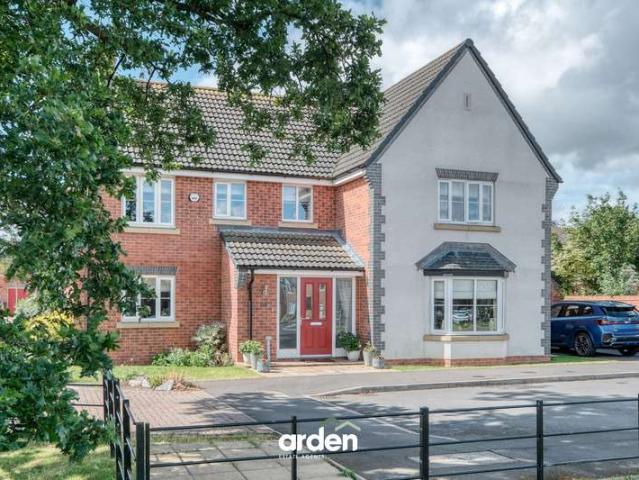 5 Bedroom Property
