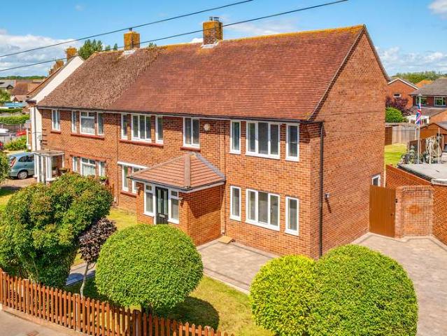 5 Bedroom Property