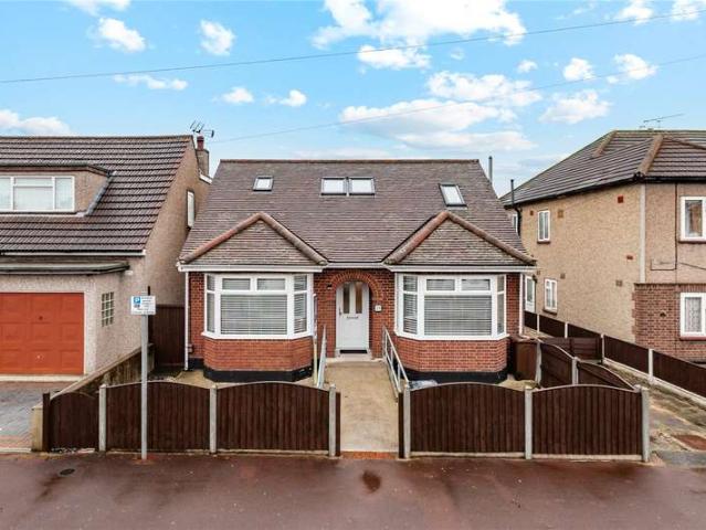 5 Bedroom Property