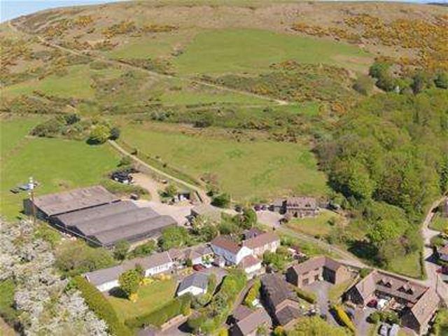 5 Bedroom Property