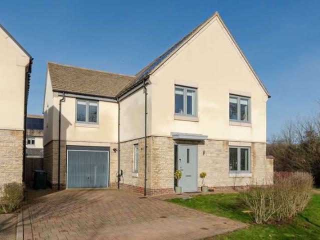 5 Bedroom Property