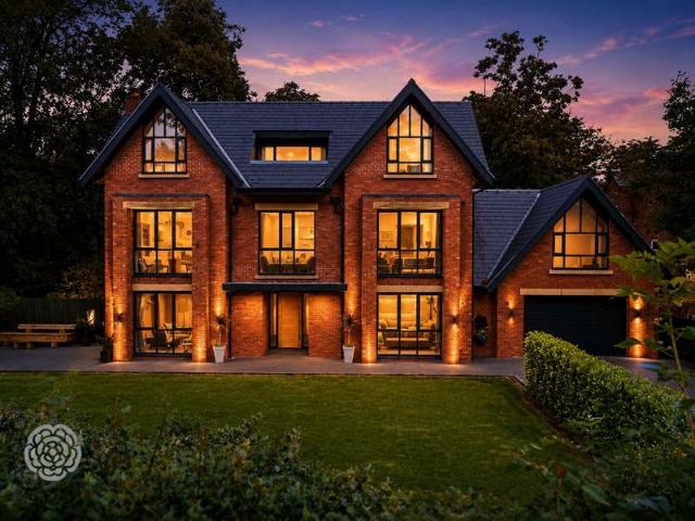 5 Bedroom Property