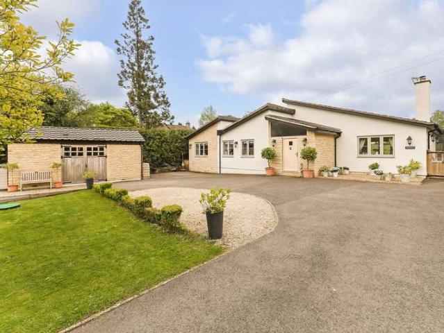 5 Bedroom Property