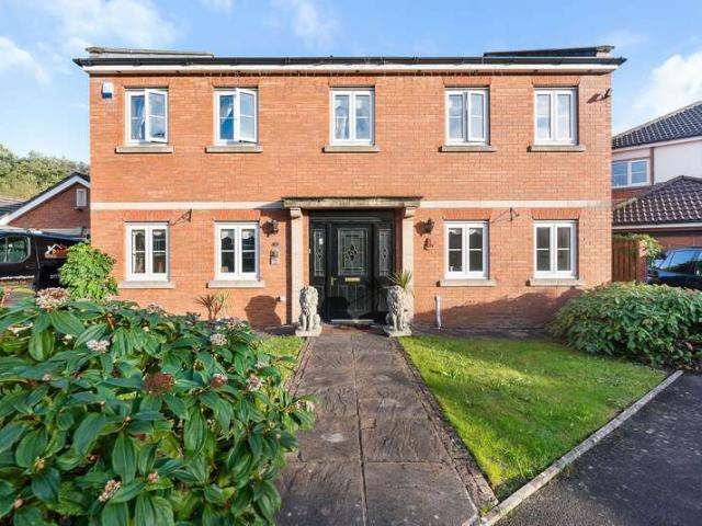 5 Bedroom Property