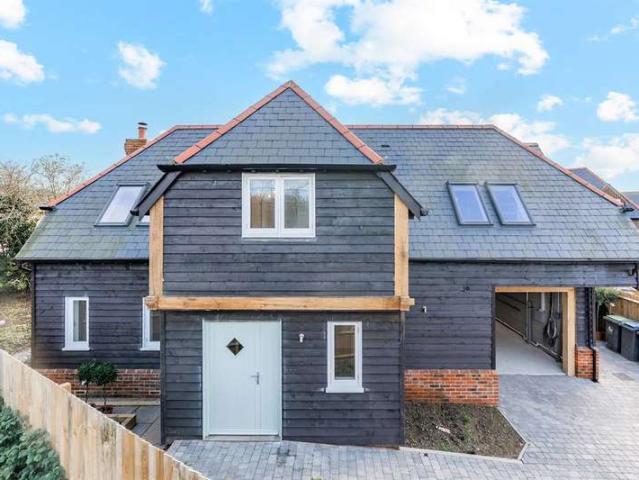 5 Bedroom Property
