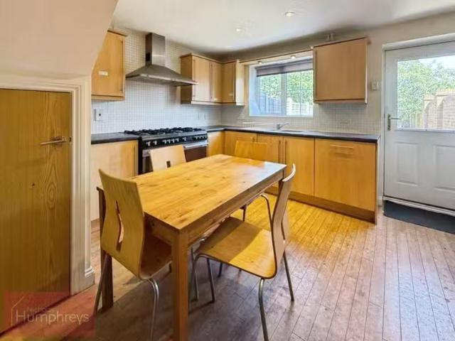 5 bedroom property for rent in Cunningham Avenue, AL10