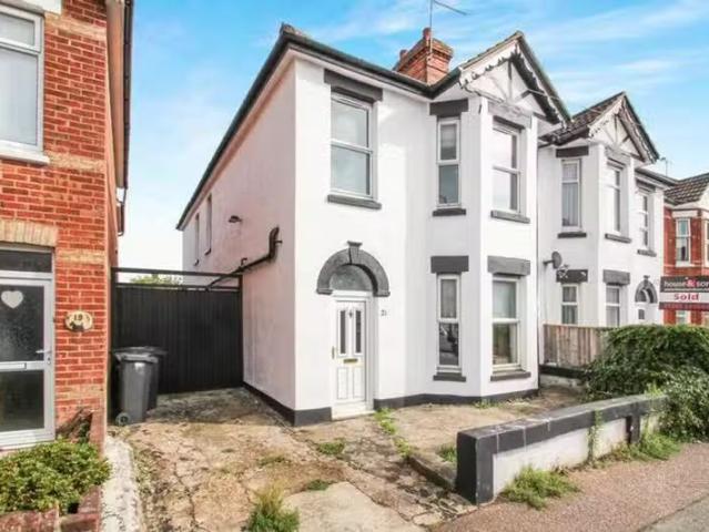 5 bedroom property for rent in Alma Road, Bournemouth, BH9