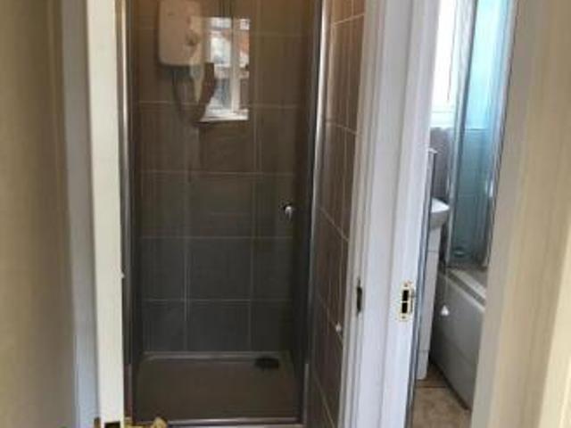 5 bedroom property for rent in Astbury Avenue, Poole, BH12