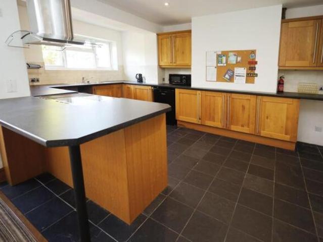 5 bedroom property for rent in Avon Road, Bournemouth, BH8