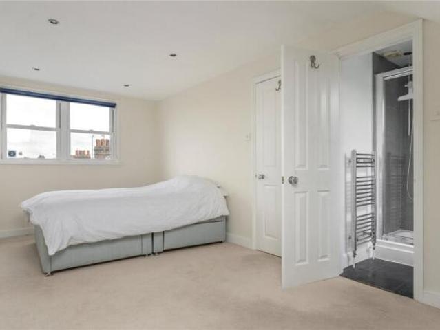 5 bedroom property for rent in Elms Crescent, Abbeville Village, SW4