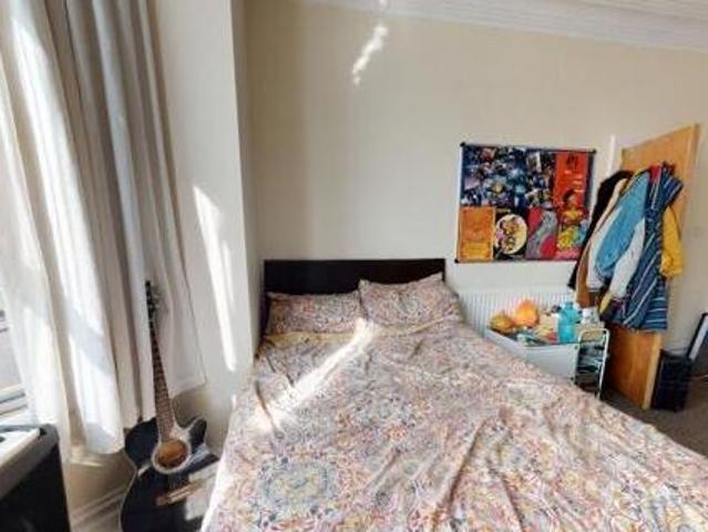 5 Bedroom Property For Rent In Hyde Park