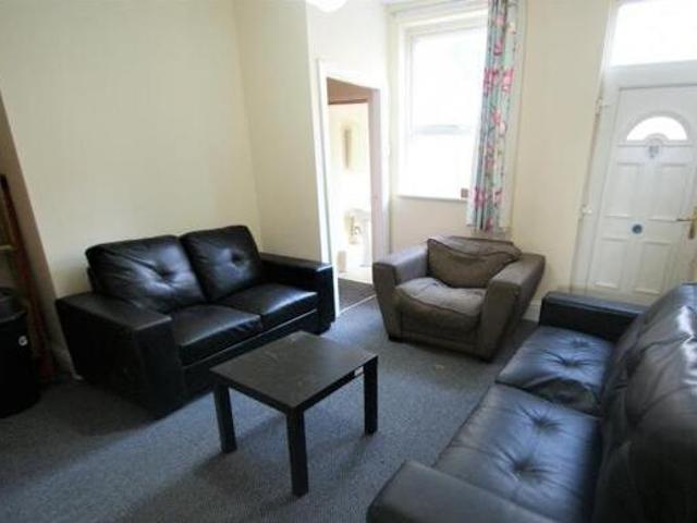 5 Bedroom Property For Rent In Hyde Park