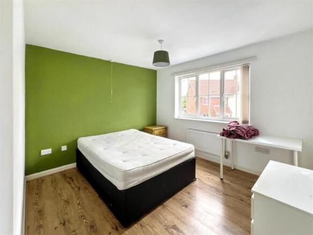 5 bedroom property for rent in Speedwell Way, Norwich, NR5