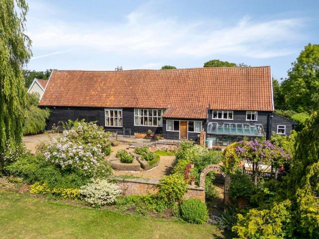 5 bedroom property for sale