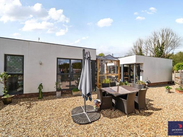5 bedroom property for sale