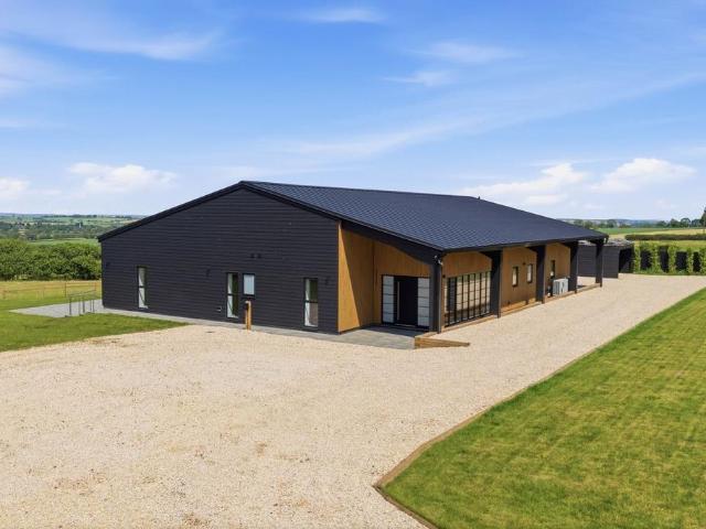 5 bedroom property for sale