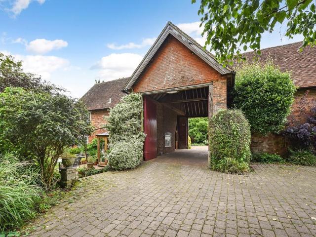 5 bedroom property for sale
