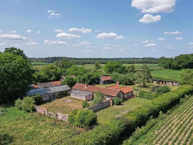 5 bedroom property for sale