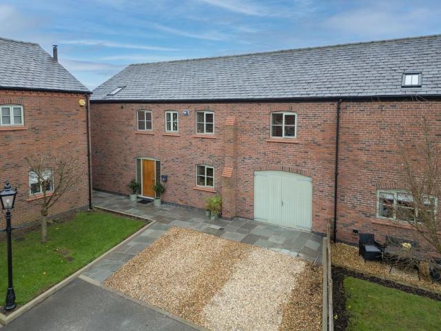 5 bedroom property for sale
