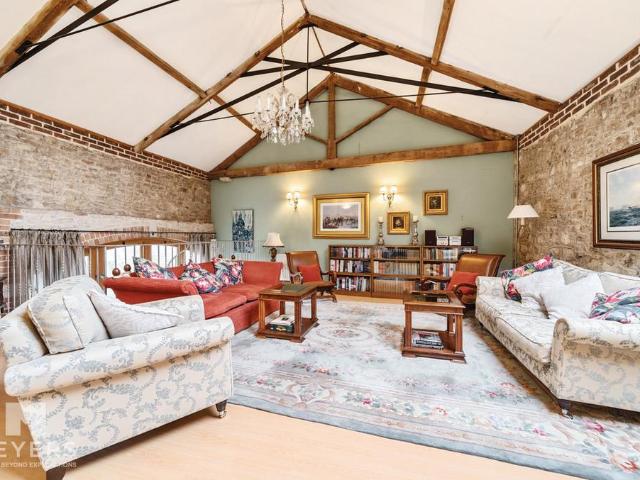 5 bedroom property for sale
