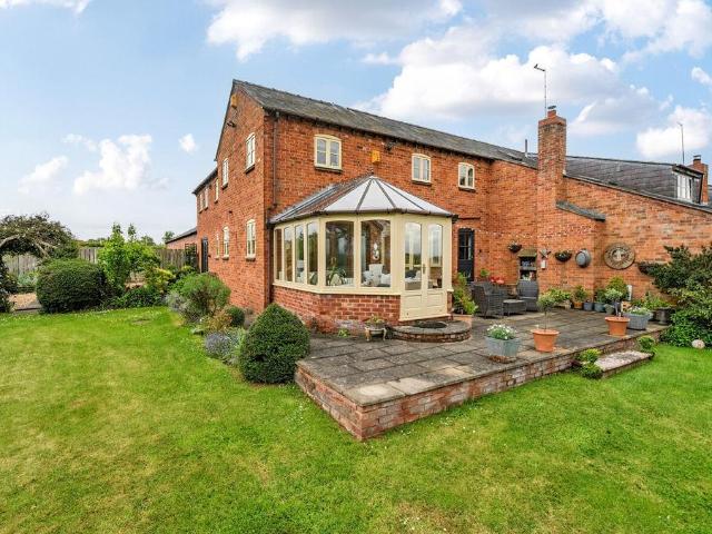 5 bedroom property for sale