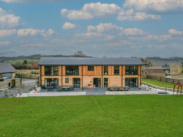 5 bedroom property for sale