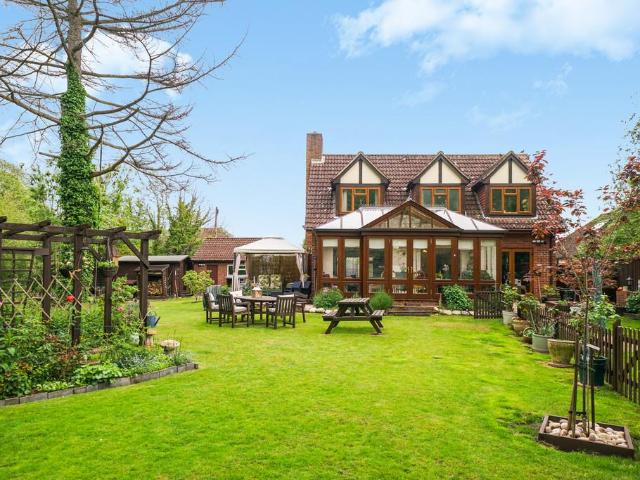 5 bedroom property for sale