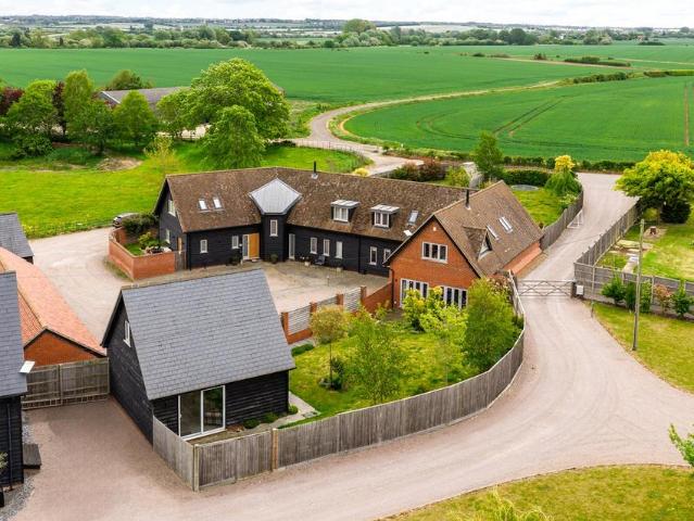 5 bedroom property for sale