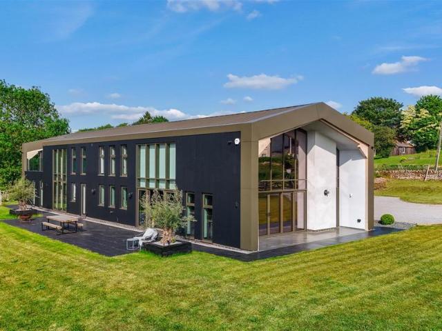 5 bedroom property for sale