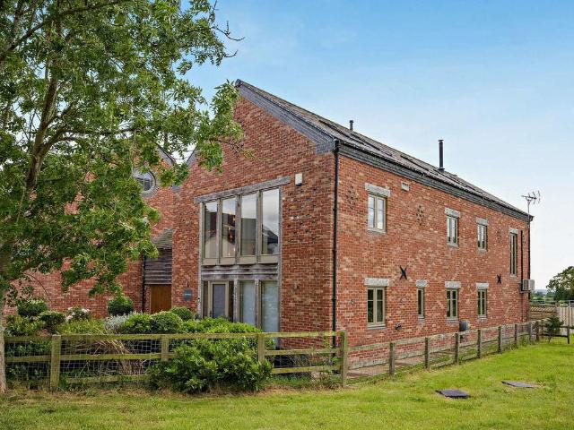 5 bedroom property for sale