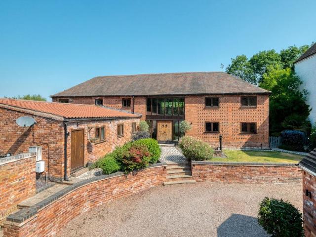 5 bedroom property for sale