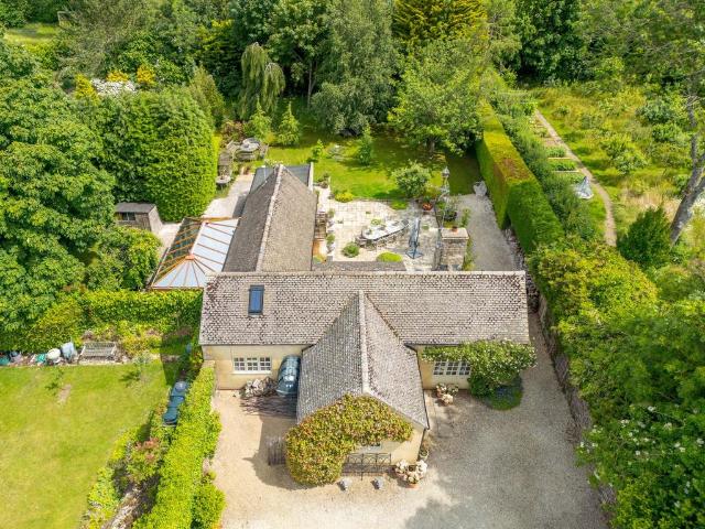 5 bedroom property for sale