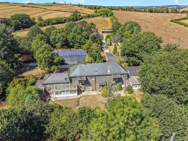 5 bedroom property for sale