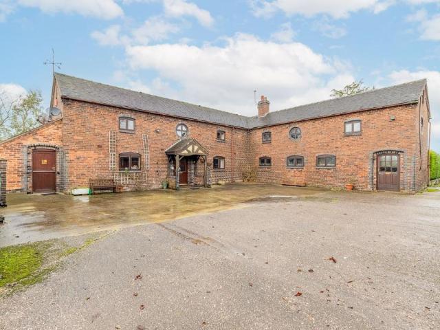 5 bedroom property for sale