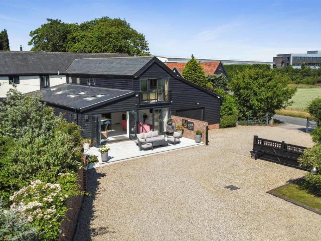 5 bedroom property for sale