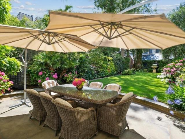 5 bedroom property in Addison Road, London, W14 £7,000 pw | Chestertons