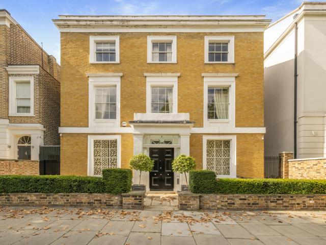 5 bedroom property in Hamilton Terrace, St John's Wood, London, NW8 £45,000 pcm | Chestertons