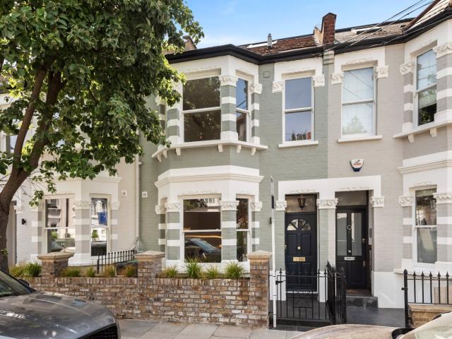 5 bedroom property in Narborough Street, London, SW6 £14,000 pcm | Chestertons