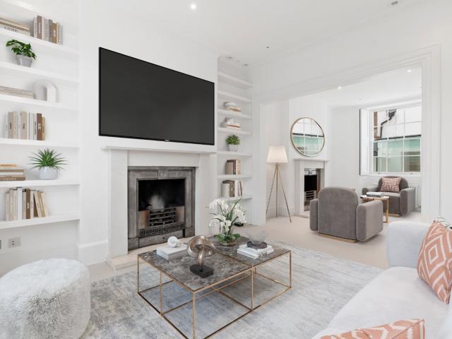 5 bedroom property in Pembroke Square, Kensington, London, W8 £16,500 pcm | Chestertons