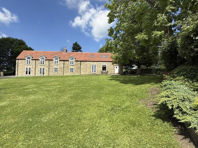 5 bedroom property with land for sale