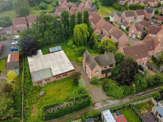 5 bedroom property with land for sale