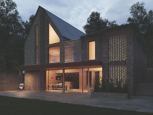 5 bedroom property with land for sale