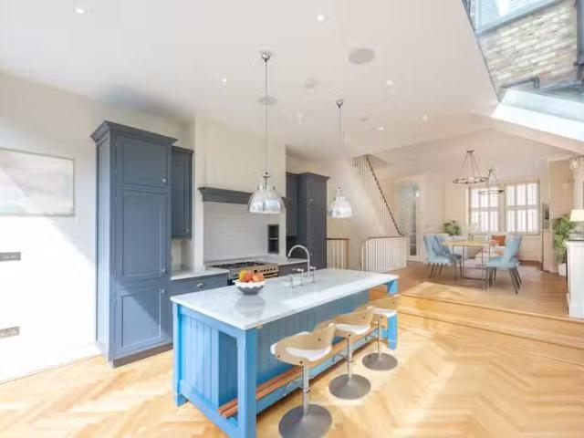 5 bedroom property to let in Allestree Road, London, SW6 £7.