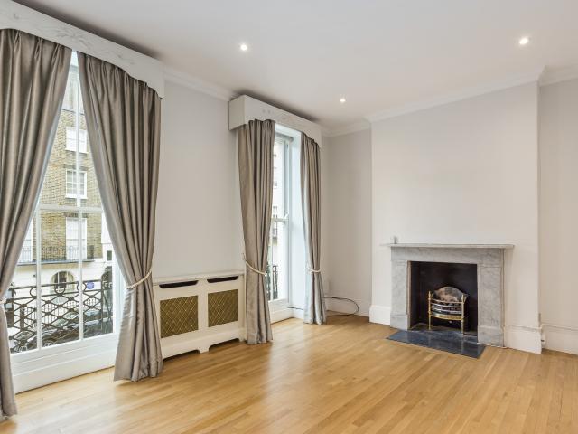 5 bedroom property to let in Ebury Street, London, SW1W £2,500 pw