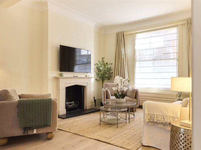 5 bedroom property to let in Limerston Street, London, SW10 £20,000 pcm