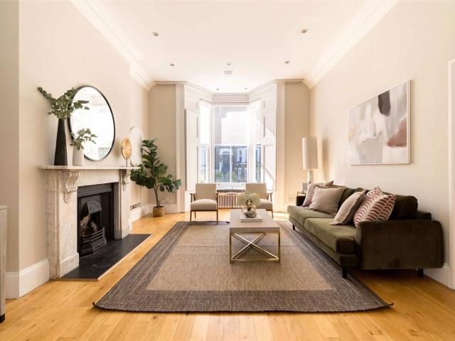5 bedroom property to let in Steeles Road, Belsize Park, NW3 £15,000 pcm