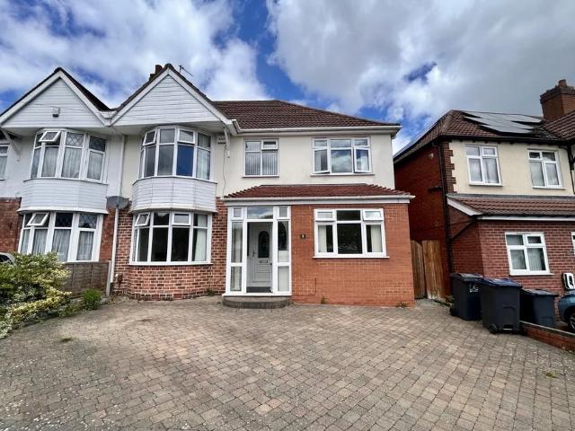 5 bedroom property to let in Warren Hill Road, Kingstanding, B44 £1,650 pcm