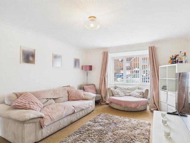 5 bedroom property to rent
