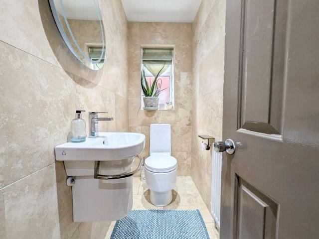 5 bedroom property to rent