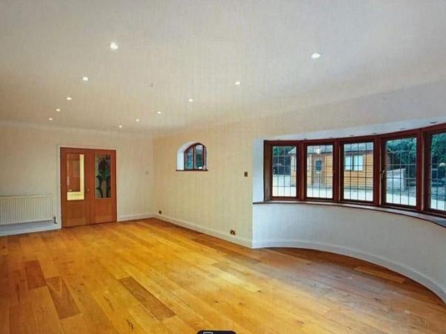 5 bedroom property to rent